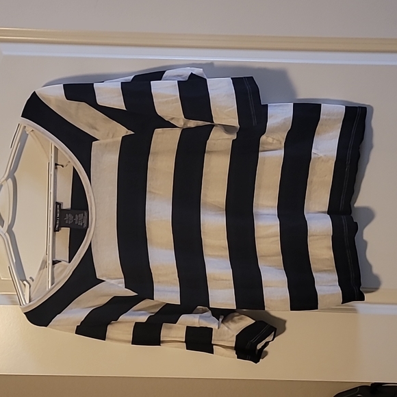 Chelsea & Theodore | Tops | Chelsea And Theodore Top | Poshmark